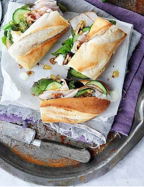 Recipe: Baguette with ham and honey-roasted walnuts