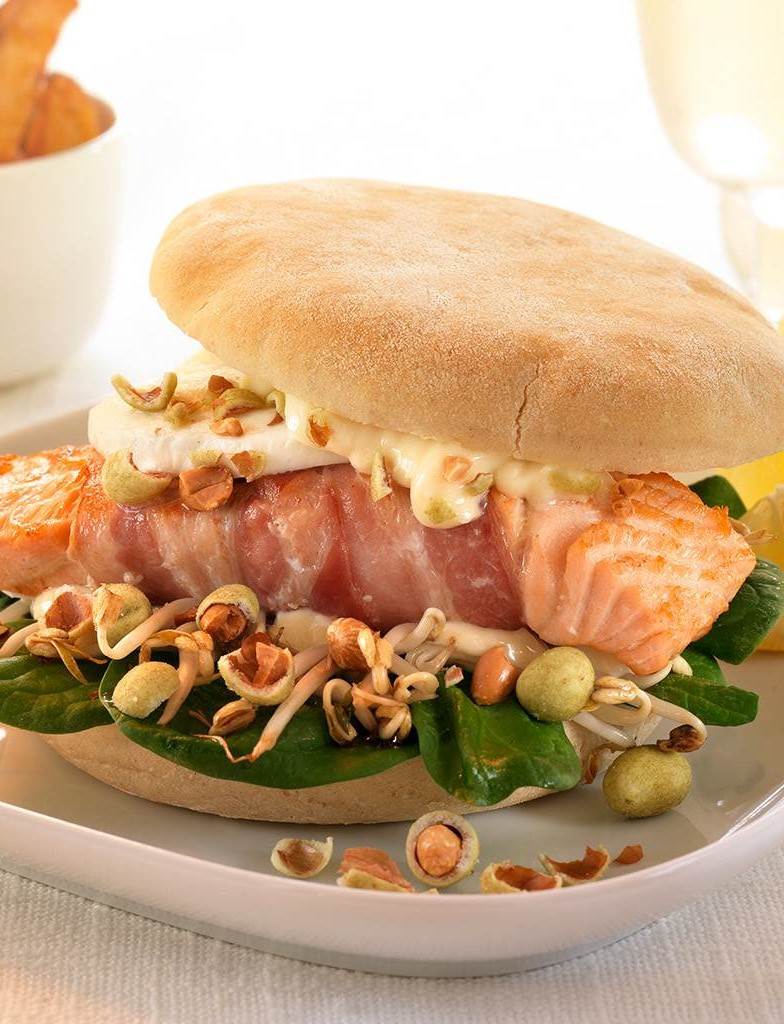 Ocean Burger Deluxe | Schulstad Bakery Solutions